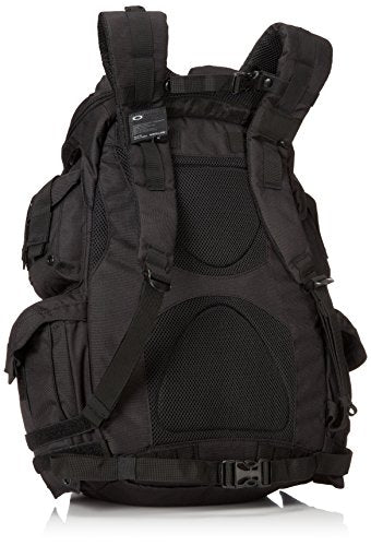 Shop Oakley Men'S Mechanism Backpack, Bla – Luggage Factory