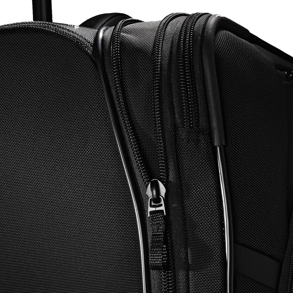 Shop Samsonite Pro 4 Dlx 21In Spinner Carry O – Luggage Factory